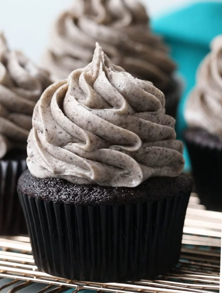 Easy Marshmallow Fluff Frosting Recipe