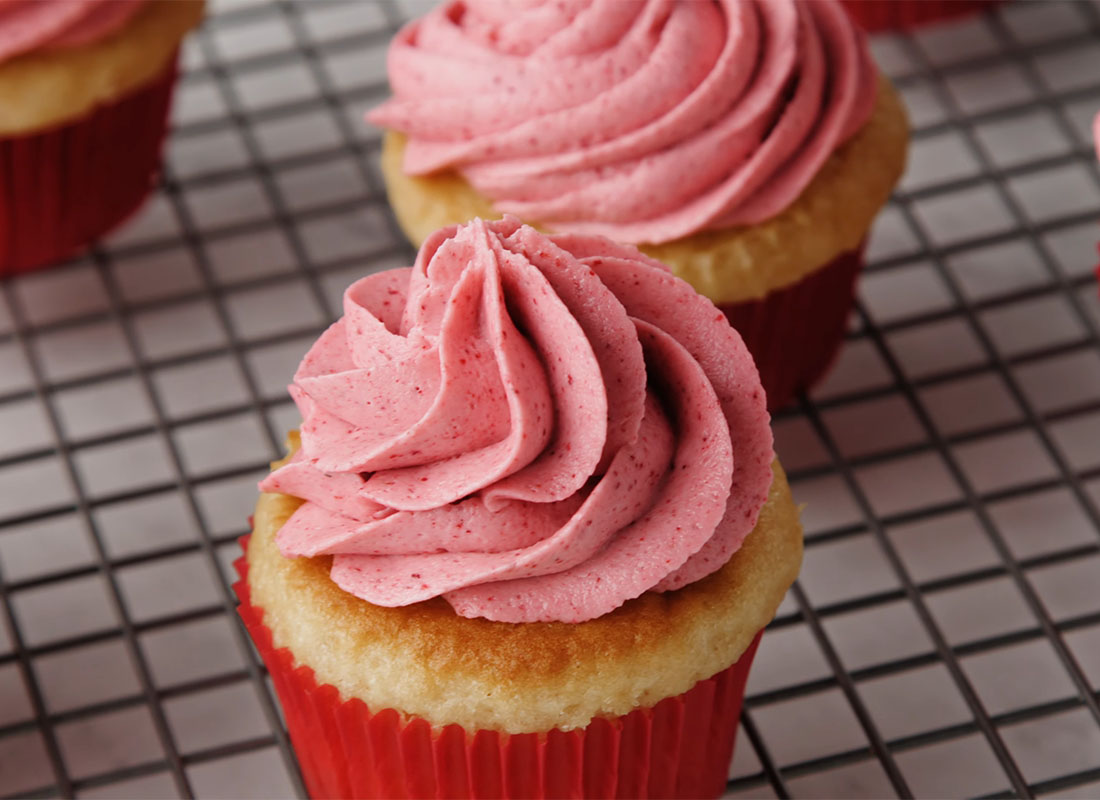 Best Raspberry Buttercream Frosting Recipe