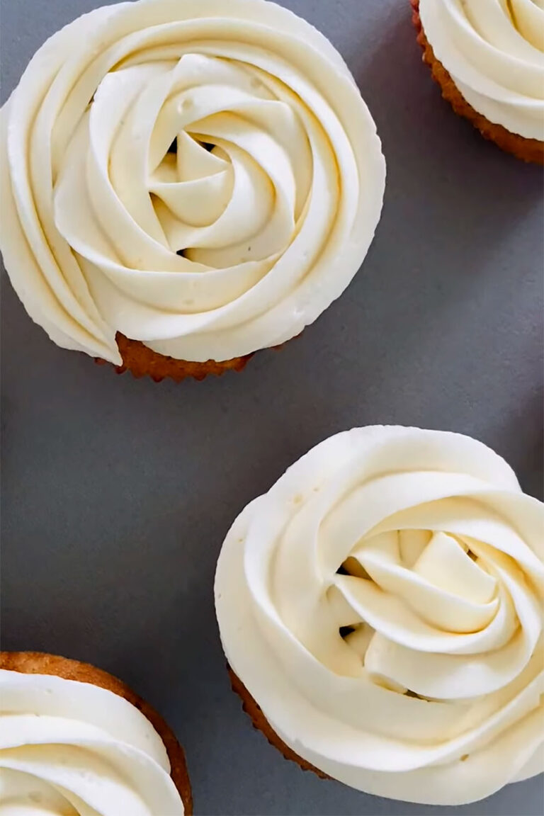 Best Stabilized Whipped Cream Frosting Recipe