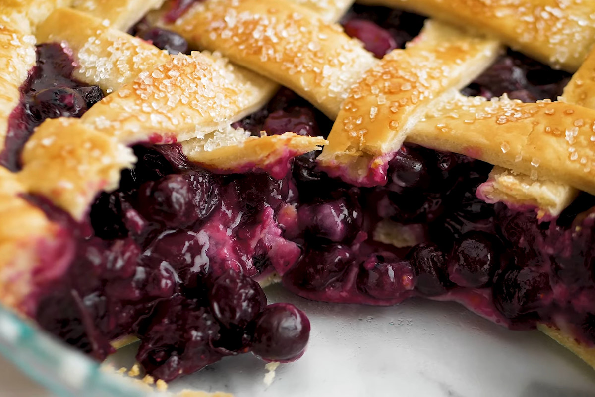 Easy, Fresh Blueberry Pie Recipe