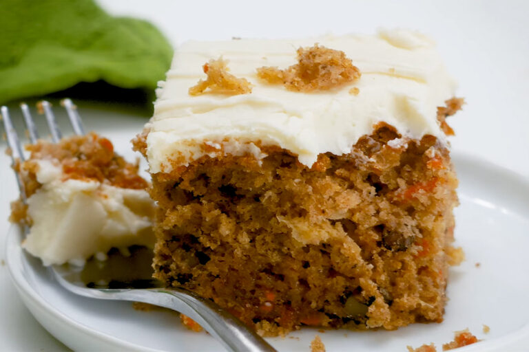 Best Carrot Cake With Pineapple Recipe