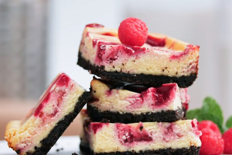 Best White Chocolate Raspberry Cheesecake Bars Recipe