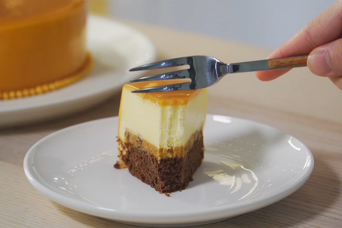 Easy Caramel Mousse Cake with Caramel Mirror Glaze Recipe